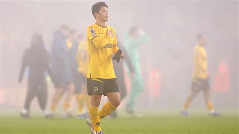 ‘황희찬 드디어 터졌다 리그 12g 만에 ‘첫 골울버햄튼 맨유전 2 0 승→강등권 탈출