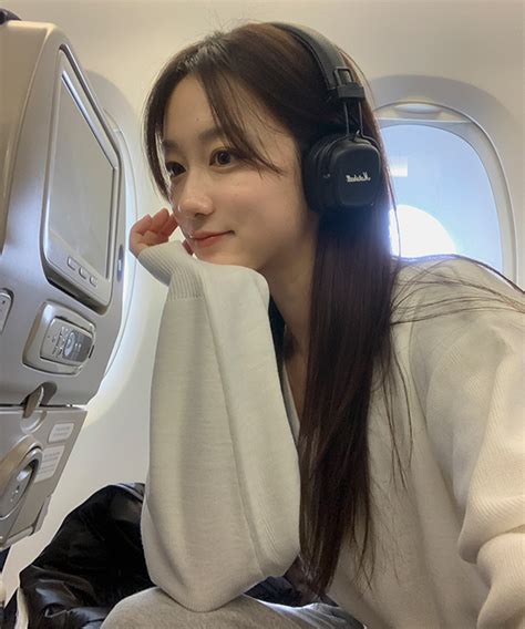 리얼코코 단독 봄신상🌸뉴컬러누적3만장브이넥made 에트 니트 6 Color 출근룩데일리룩드랍숄더긴팔봄옷봄하객룩