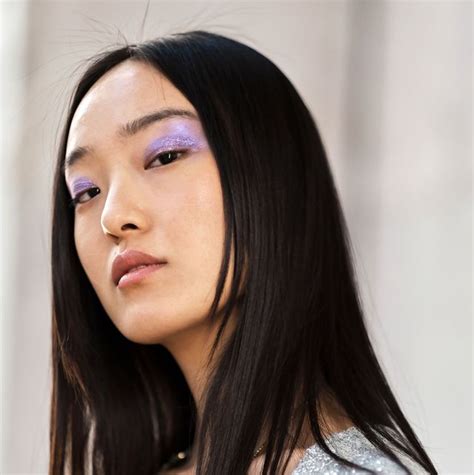 How to Master Liquid Eyeshadow (and the Best Ones to Use)