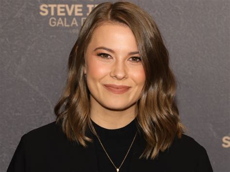 Bindi Irwins Daughter Grace Stole Her Moms Phone For A Sweet Reason