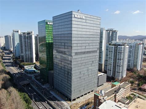 네이버 2022년 4분기 매출액 2조 2 717억 원 영업이익 3 365억 원 기록 플래텀