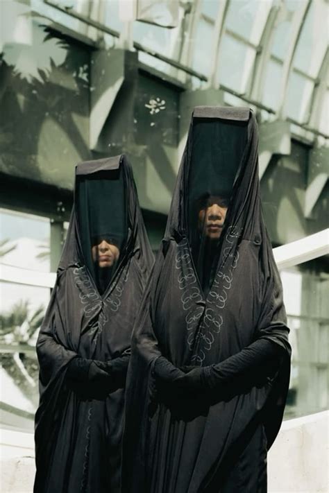 Pin Sa Thou Shalt Not Suffer A Witch To Live