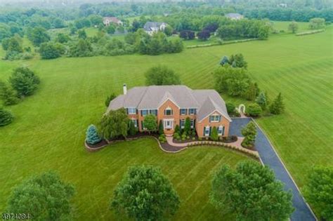 Christie Way Branchburg Nj Movoto