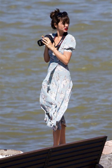 Top Ana De Armas Bikini Hot Sexy Pics