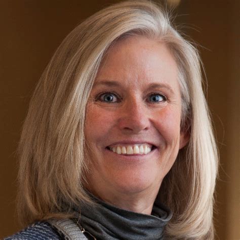 Regina Bata Linkedin