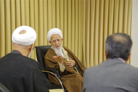 تصاویری از دیدار دادستان دادگاه ویژه روحانیت با حضرت آیت الله جوادی