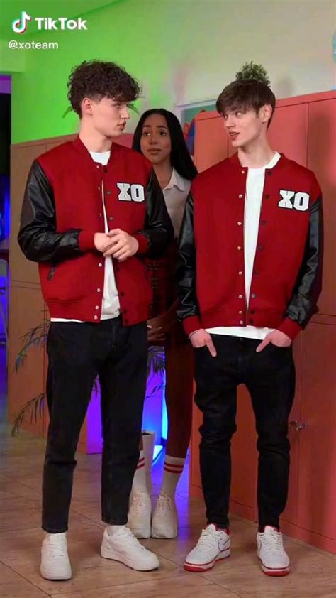 Xo Team Cute Celebrity Guys New Dance Video Cute Celebrities