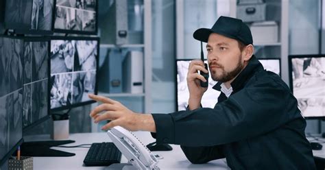 Video Swiss Firm Introduces Robot Security Guards