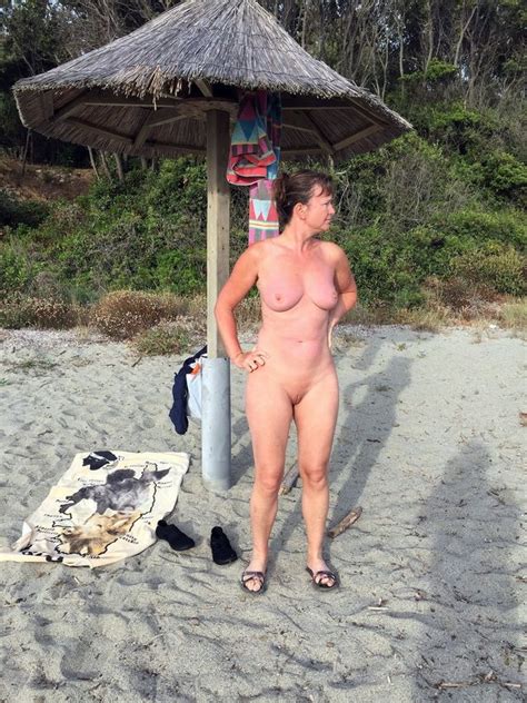 Mature Outdoor Chris121213