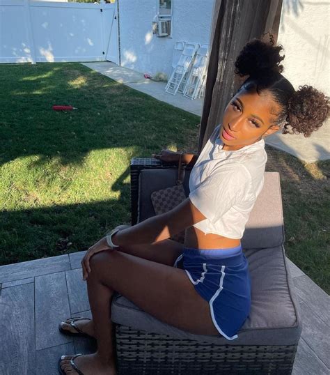What To Wear With Booty Shorts 20 Outfit Ideas Outfit Trends