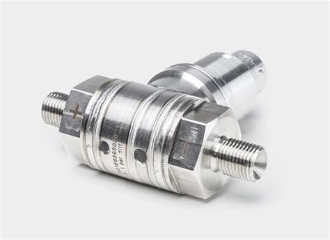 Differential Pressure Sensor For Small Installation Spaces Precise And Durable