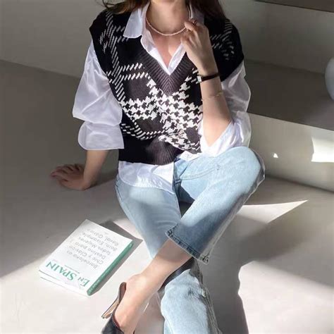 Жилет в клітинку — ціна 479 грн у каталозі Жилетки Купити жіночі речі за доступною ціною на Шафі