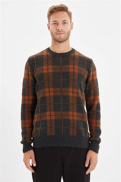 ნახშირისფერი მამაკაცის მრგვალსაყელოიანი შოტლანდურას ნაქსოვი სვიტერი Extra Ge 522885