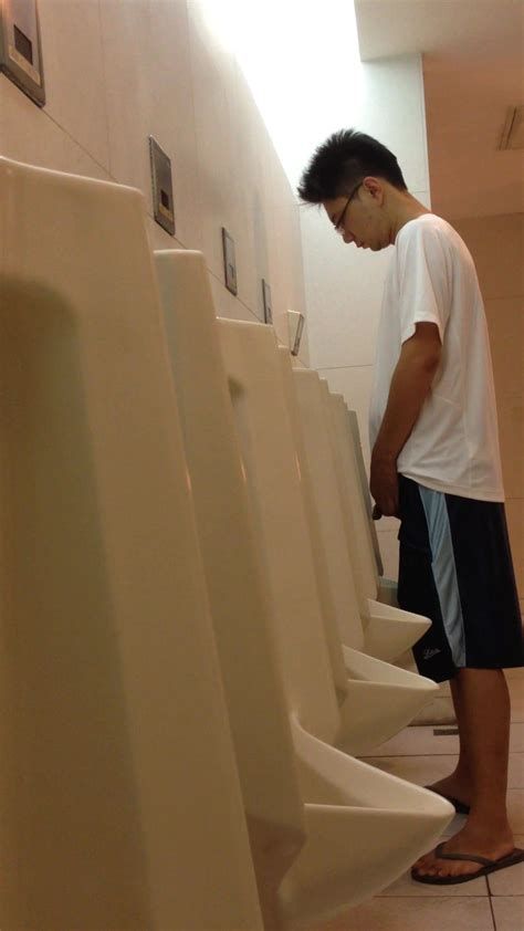 Urinal Spy Thisvid Com