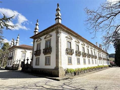 이 포르투갈 궁전 앞에 마테우스 와인의 시작이 있다