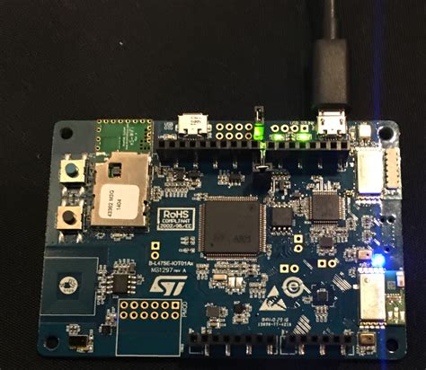 Stm32l475 A Heart Monitor And Wireless Charging Among The Many Innovations At St Devcon