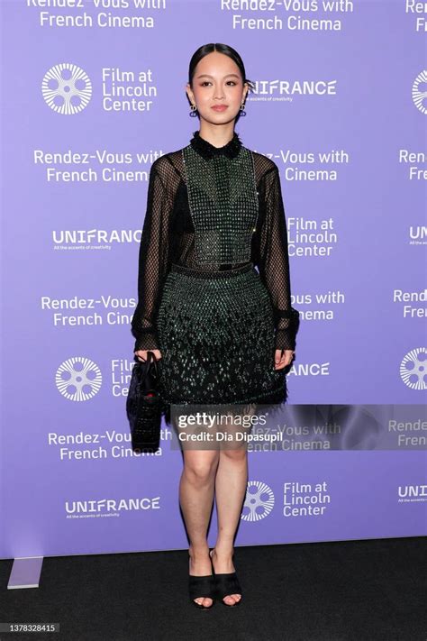 Lucie Zhang Feet 6 Photos