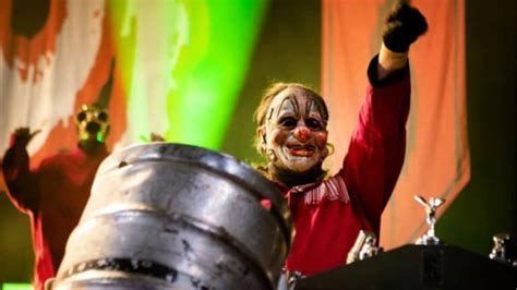 Slipknots Clown Opens Up About Struggling To Feel Important Noting