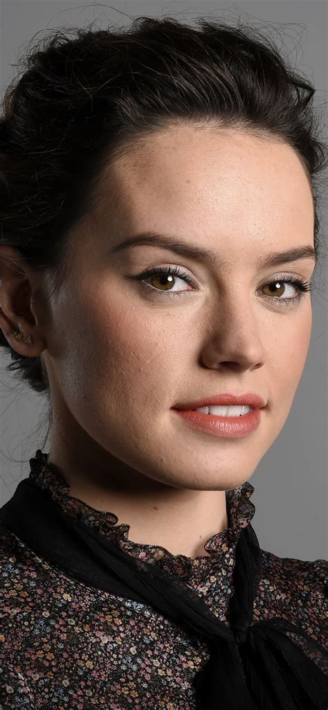 Daisy Ridley Phone Wallpaper Hd Wallpapers