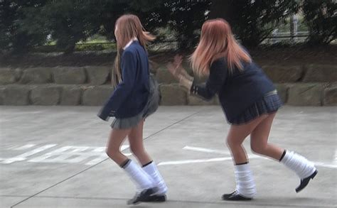 ペロンペロン♪jkスカートめくり合いゲーム アダルト動画・画像のコンテンツマーケット Pcolle