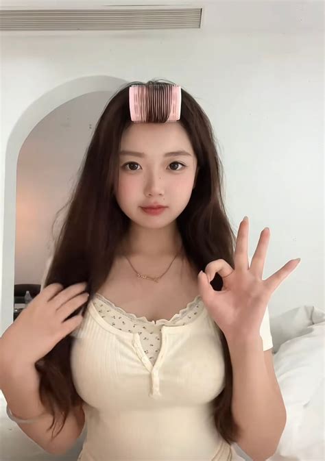 如果我被洪水沖走 沖到你懷裡你會抱住我嗎？ 颱風天大家注意安全