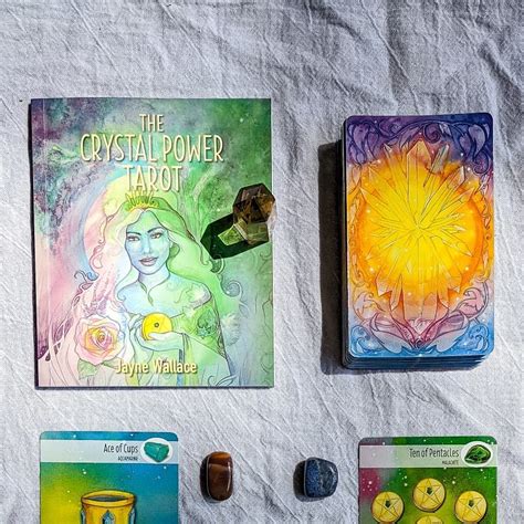 Bộ Bài Crystal Power Tarot Luận Giải Bí ẩn Cuộc Sống Từ Tri Trức Tinh Thể