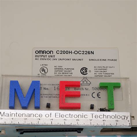 PLC OMRON SYSMAC OUTPUT UNIT AC V DC V A POINT A UNIT C H OC N C HOC N 엠이티