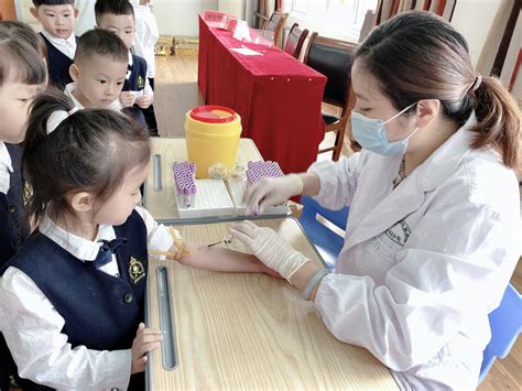 “健康体检·快乐成长”——太阳花幼儿园幼儿体检报道 园内新闻 瓯北太阳花幼儿园