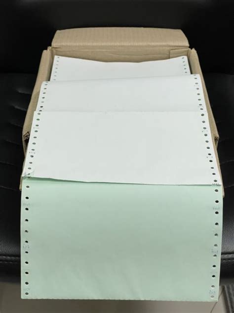 กระดาษต่อเนื่อง A5 2ชั้น ขนาด 9 X 5 5นิ้ว Th