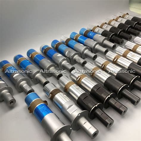 Cina 20kHz Ultrasonic Vibrator Transduser Plus Booster Pabrik Produsen Dan Pemasok ALTRASONIC