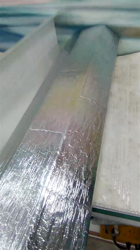 دیوار پوش فومی پشت چسب دار رولی