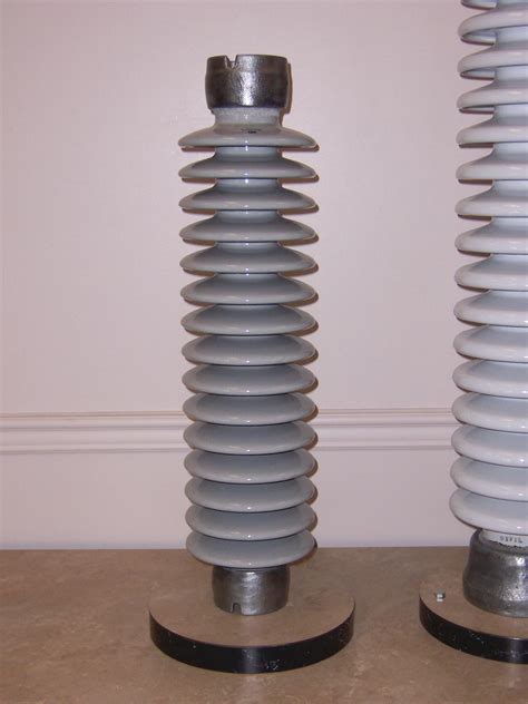Ngk Locke Ngk Locke Porcelain Station Post Insulators Tr 210 200 Kv