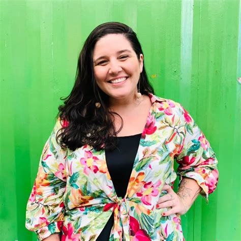 Julia Leão Julialeaoilustra • Threads Say More