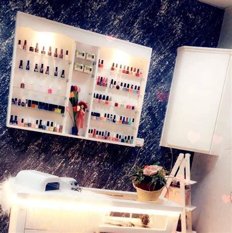 بدكير ومنكير نسرين شنطي