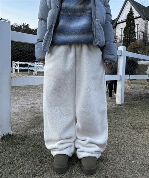 루어 플리스 스트링 Pt 겨울 오버핏 후리스 원턱 와이드 조거 트레이닝 벌룬 기모 팬츠 바지 와이드팬츠 뽀글이 후리스바지 겨울바지 기모바지 기모와이드팬츠 에이블리
