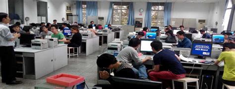 至芯科技受邀为华中科技大学实施14 15年度fpga校内实训 至芯科技fpga培训中心