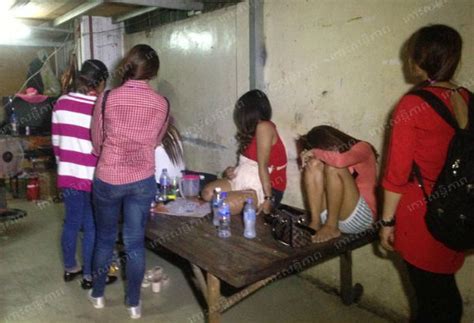 បង្ក្រាប ផ្ទះ ម៉ាស្សា កោស ជប់ បង្កប់ ជួញដូរ ផ្លូវភេទ នៅ តាម ផ្លូវ ២៧១ ឃាត់ខ្លួន មនុស្ស ១០នាក់