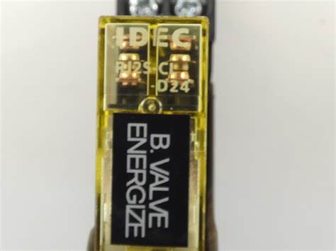 Lot Of 12 Idec Rj2s Cl D24 Relay W Sj2s 05b Socket 250v 8a Gpm Surplus