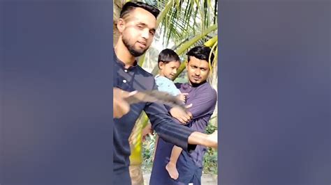 ভিয়েতনামি নারকেল খাটো জাতের নারকেল দেখুন ভিডিওতে। ভিয়েতনামী