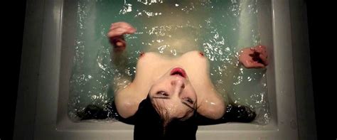 India Eisley Berbagai Adegan Telanjang Dan Seks XHamster