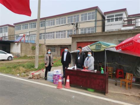 杨公镇慰问坚守卡点的疫情防控人员淮南市谢家集区人民政府 杨公镇慰问坚守卡点的疫情防控人员淮南市谢家集区人民政府