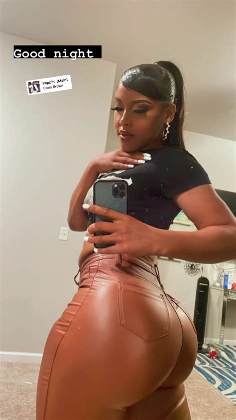 Butt Selfie By Corneliopicasso On Deviantart