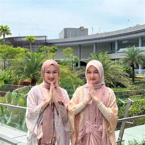 Potret Sosok Wanita Kembar Ini Pernah Viral Ada Yang Mirip Artis Hot Liputan Com