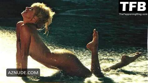 Suzanne Somers Sexy And Nude Photos Showing Off Her Hot Tits Butt And