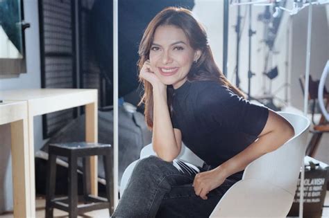 Najwa Shihab Perankan Nani Wijaya Titisan Sri Asih Pertama Okezone
