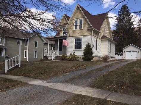 28 Cottage St North Dansville Ny 14437 Mls R1106349 Redfin