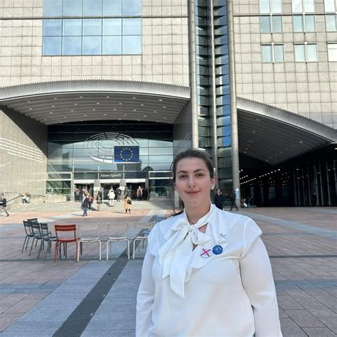 ბსუ ს საბუნებისმეტყველო მეცნიერებათა და ჯანდაცვის ფაკულტეტის დიპლომირებული მედიკოსის