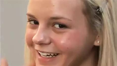 Hottie Bitch Getting Her Tight Pussy And Ass Fucked After Bj And Earns