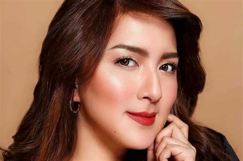 Ara Mina Calendar Kore Garnette