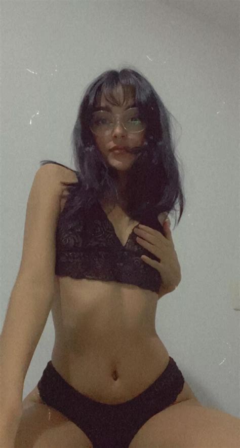 Hello Nudes GirlswithGlasses NUDE PICS ORG